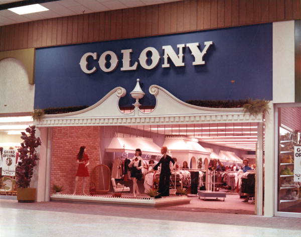 Florida Memory • Storefront of Colony clothing store in the Northwood ...