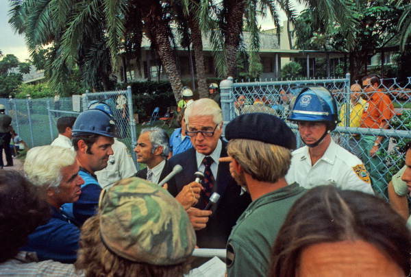 Florida Memory • Reporters interview Mayor Chuck Hall at the 1972 ...