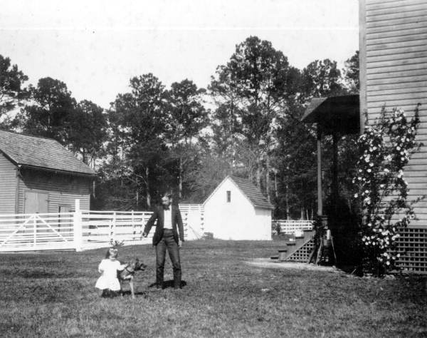 Florida Memory • Nathaniel Brewer and his daughter Eleanor - Newport ...