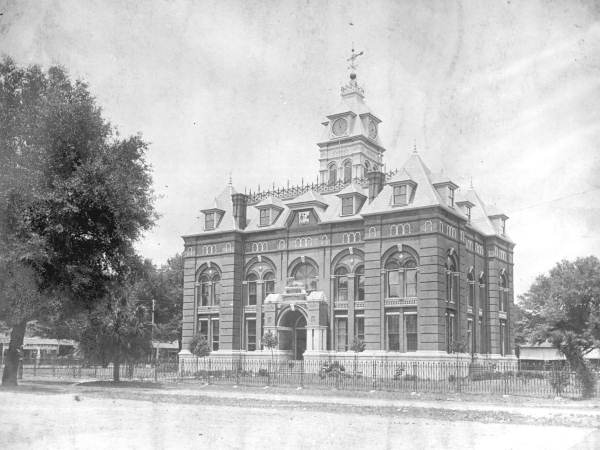 Florida Memory • Alachua County courthouse - Gainesville, Florida.