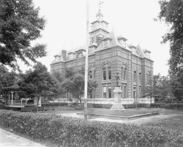Florida Memory • Alachua County courthouse - Gainesville, Florida.
