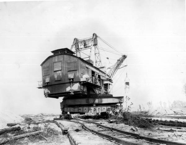 Florida Memory • Southern Phosphate Corporation's Bucyrus class 300 ...