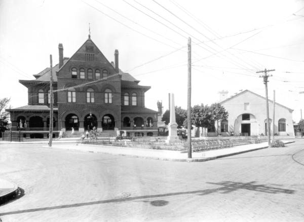 Florida Memory • Post office/customhouse and naval depot - Key West ...