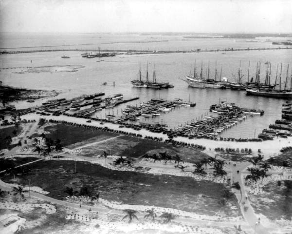 Florida Memory • Aerial view of ships docked in Miami harbor - Miami ...