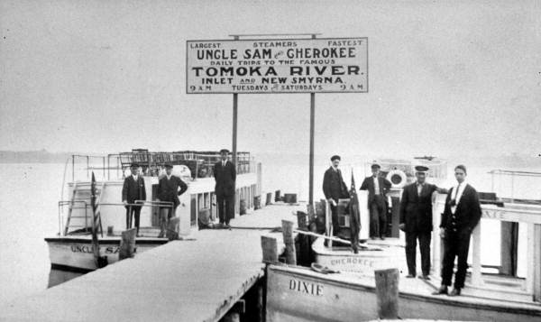 Florida Memory • Captain L.E. Ellenwood's excursion boat landing on the ...