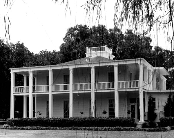 Florida Memory • Eden Gardens State Park mansion - Point Washington ...