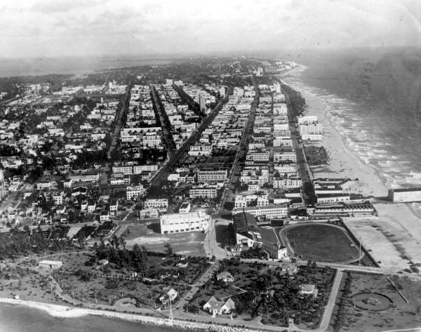 Old Photos Of Miami Florida Historic Miami Looking West Along The