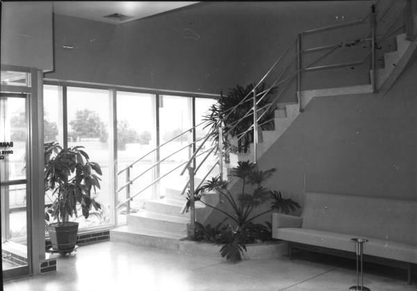 Florida Memory • Interior of the Capital City National Bank ...