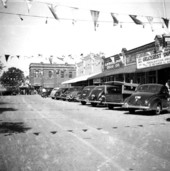 Florida Memory • Street scene of a busy street corner - DeFuniak ...