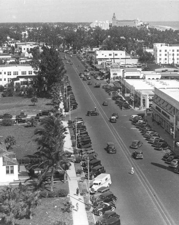 Florida Memory • Aerial view of Washington Avenue - Miami Beach, Florida.